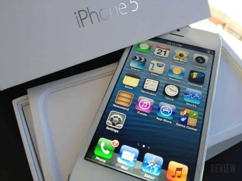 Should You Buy An IPhone 5: List Of Pros And Cons