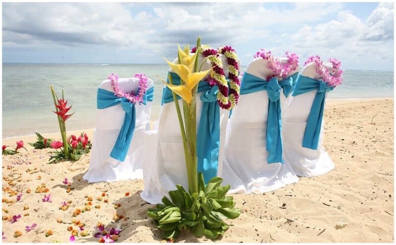 10 Unique Beach Wedding Decoration Ideas