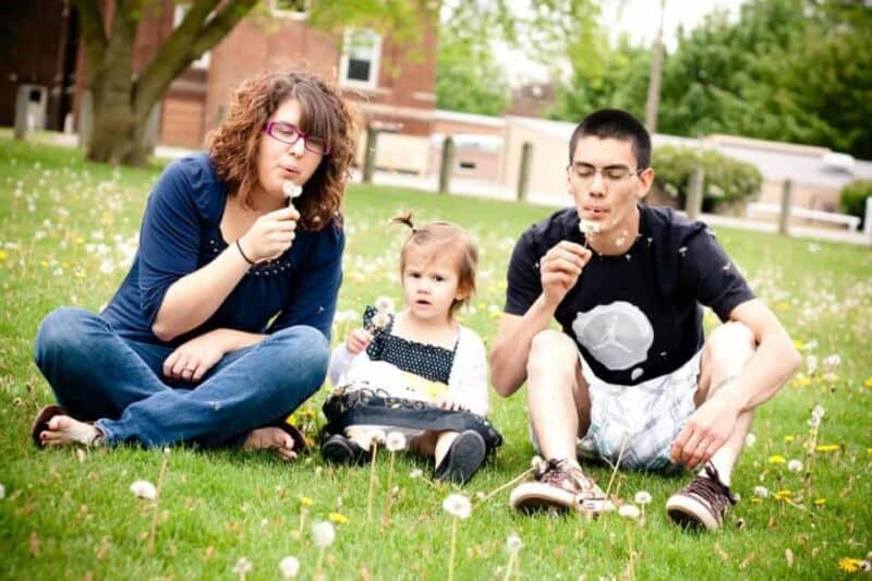 10 Ways Families Can Disconnect To Reconnect This Summer