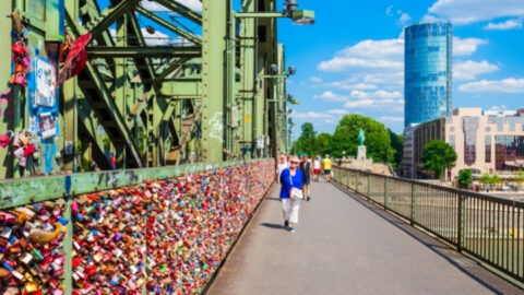 14 Popular Love Lock Locations Around The World