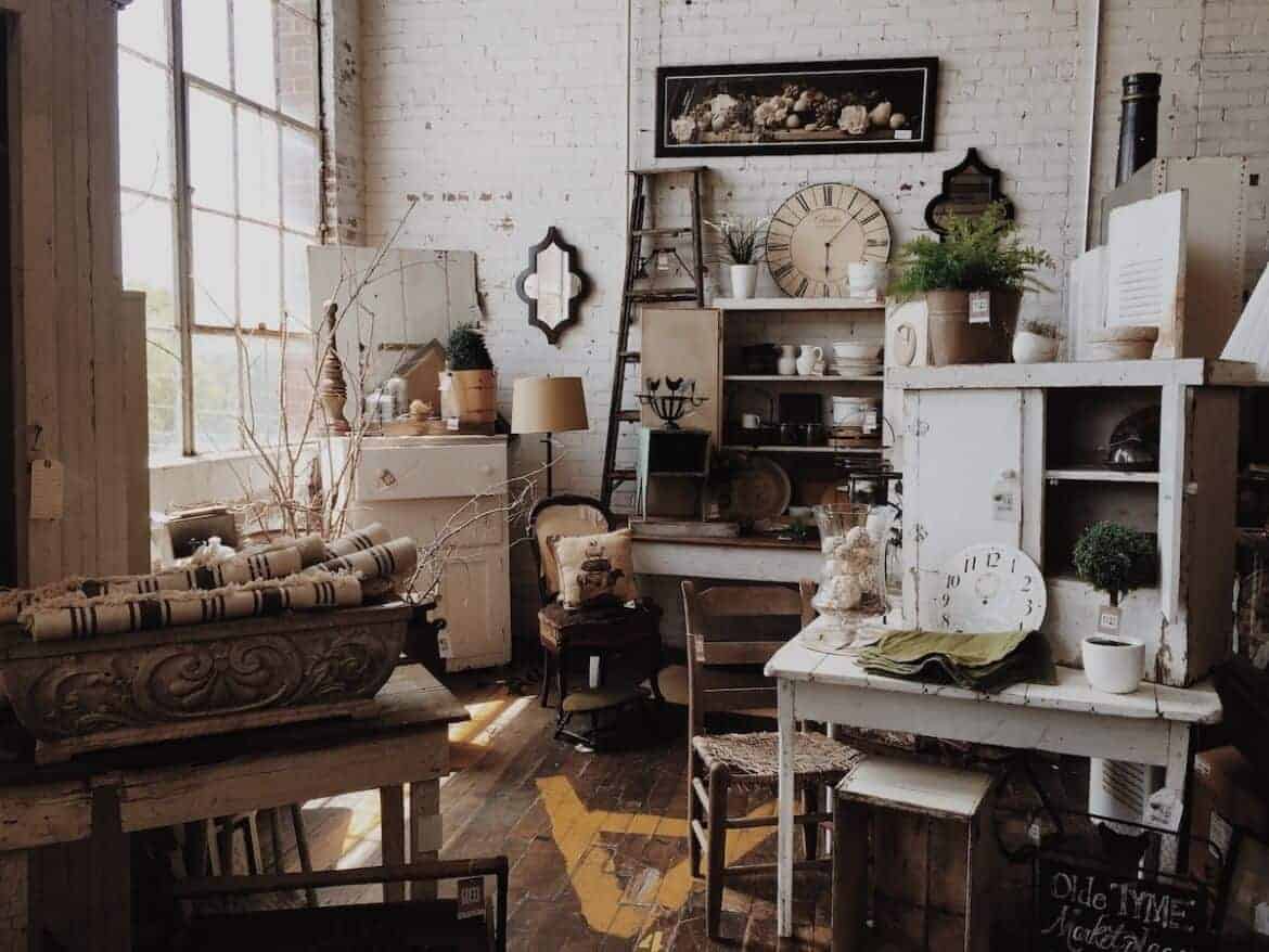 Classic Elements Of Antiques