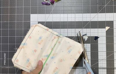 Free Sewing Pattern: 2 Zipper DIY Coin Purse With Keyring