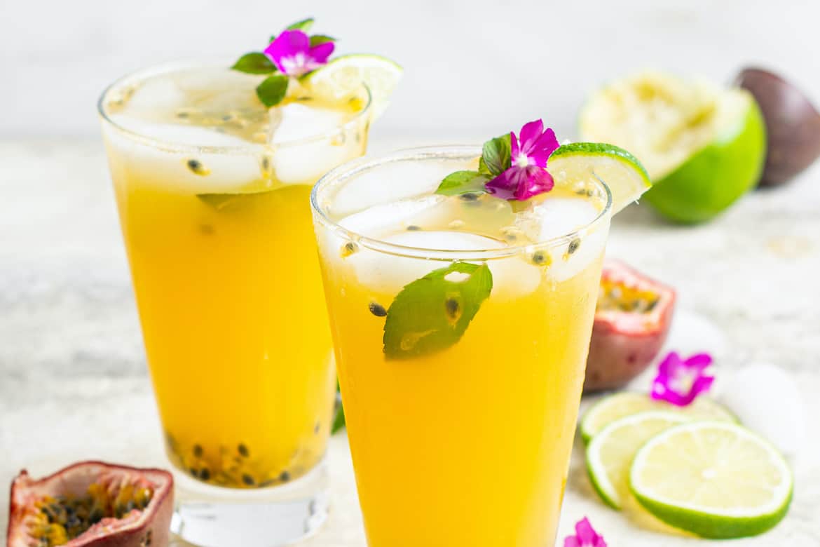 Refreshing Passion Fruit Cocktail Recipe