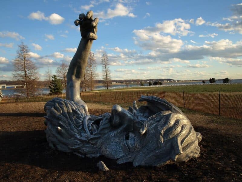 12 Strange Statues From Around The World